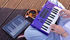 13 Best MIDI Keyboards For 2024: Tried and Tested By A Professional ...